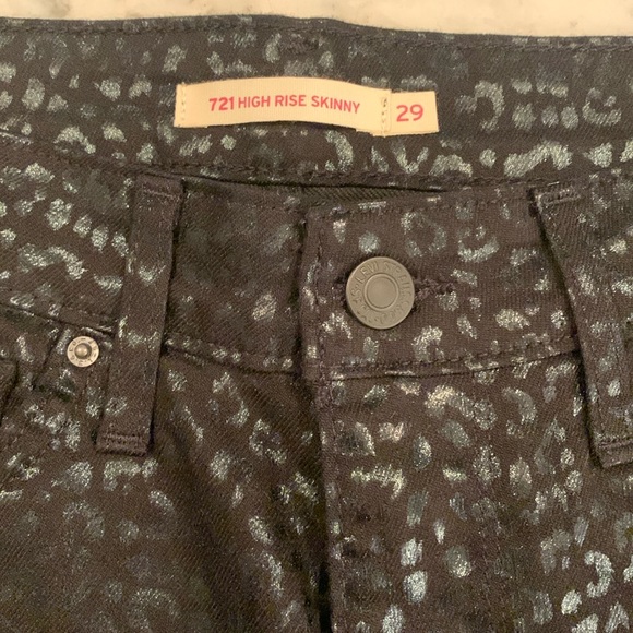 Levi's | Jeans | Black Animal Print Levis Shimmer And Skinny | Poshmark